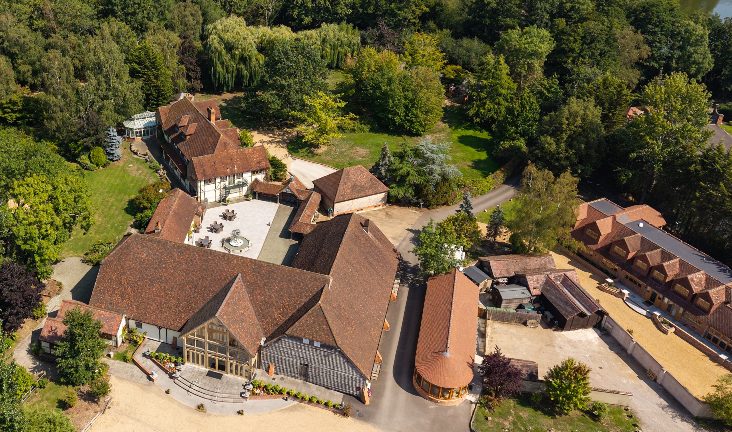 Barn Wedding Venue in Hampshire | Rivervale Barn